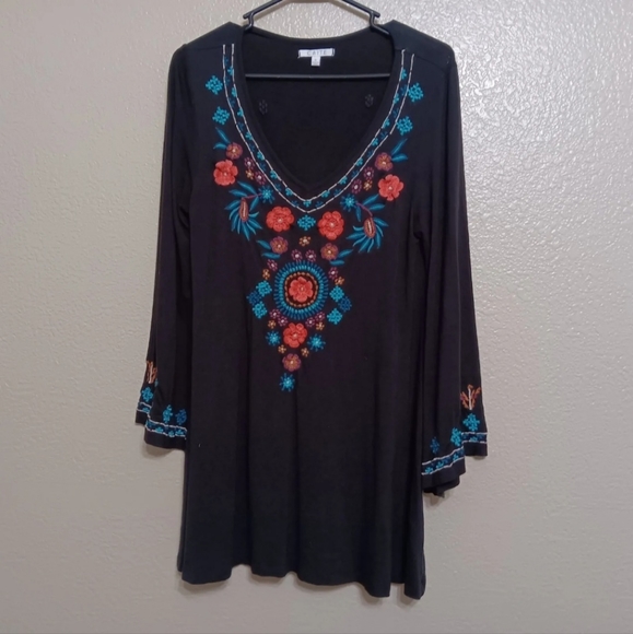 Caite | Tops | Caite Black Floral Embroidered Tunic Top | Poshmark